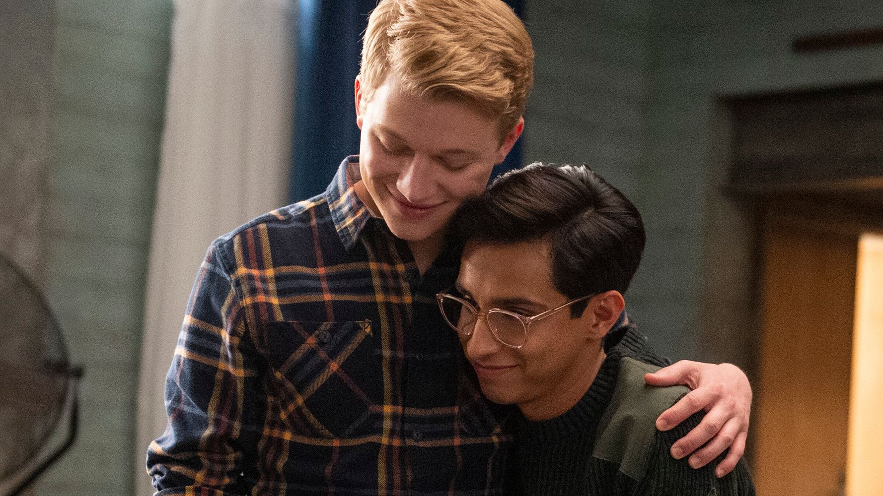 Interactive Male Chat Line: Free Trial Phone Dating Numbers by ...