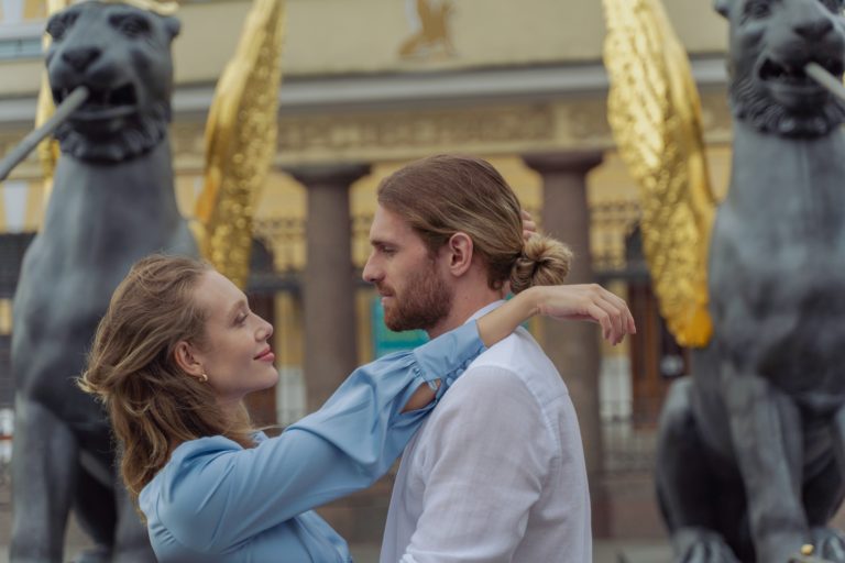 FonoChat Chat Line: Free Trial Phone Dating Numbers by FonoChat