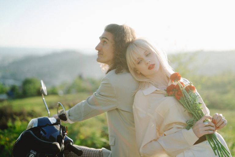 FonoChat Chat Line: Free Trial Phone Dating Numbers by FonoChat